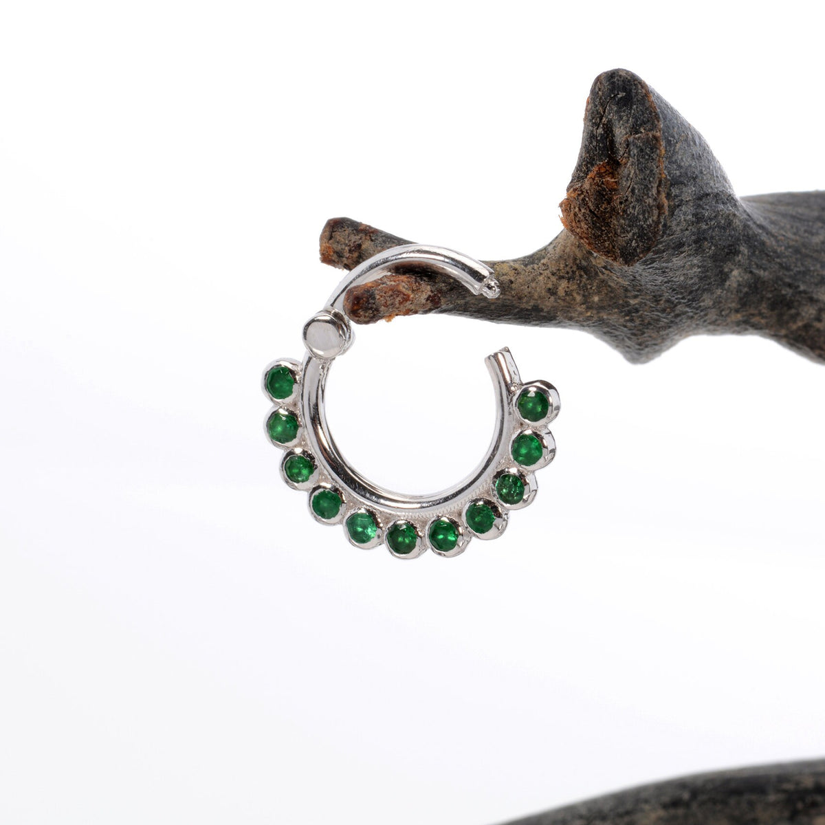Emerald Hoop Piercing – Magic Hammer