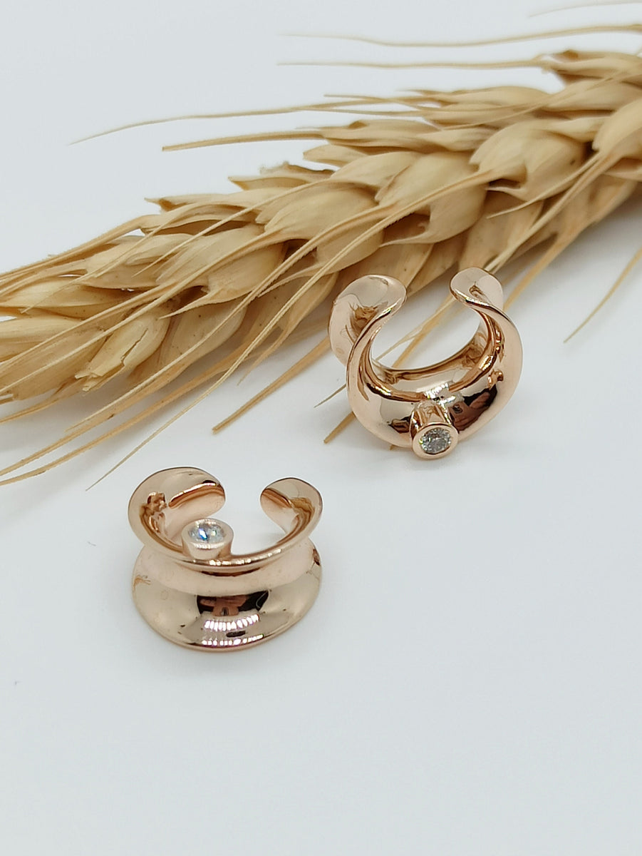 Real Gold Ear Tunnels With Central Diamond – Magic Hammer