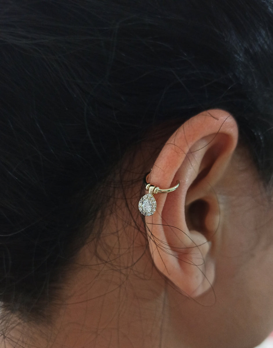 Pear White Diamonds Piercing – Magic Hammer